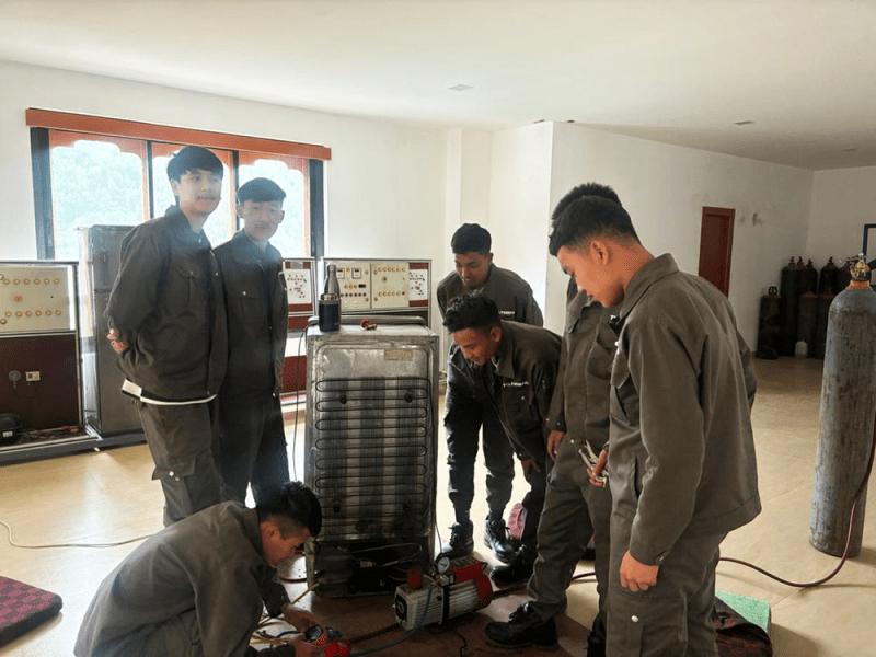 Guru Rinpoche: The Lotus-Born Enlightened Being Who Transformed Bhutan ...